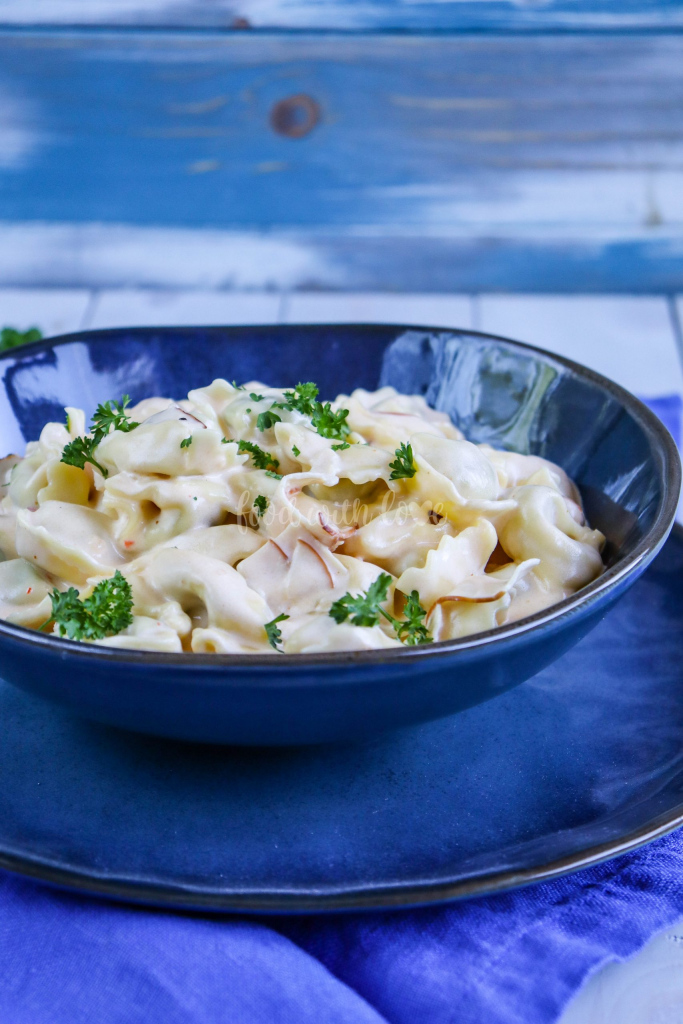 Tortellini in Mascarpone-Rahm – food with love